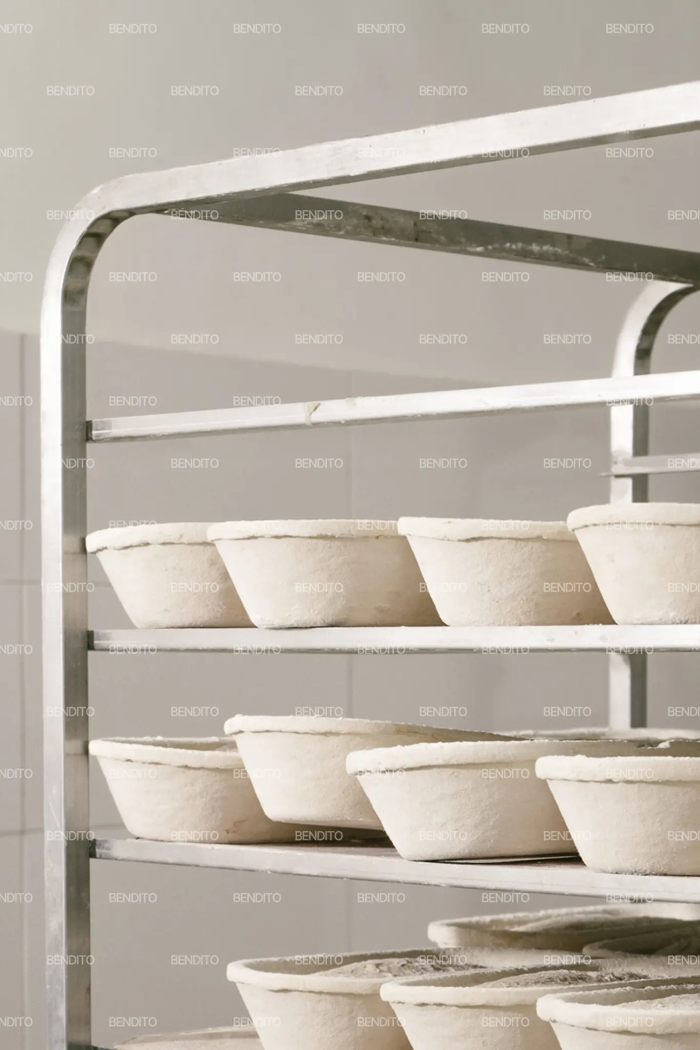 Proofing dough in traditional baskets — Stock photo - Bendito Mockup